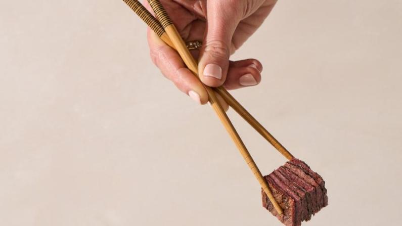 Food-Innovation: Aleph Farms bringt Premium-Steaks aus Zellkultur nach ...